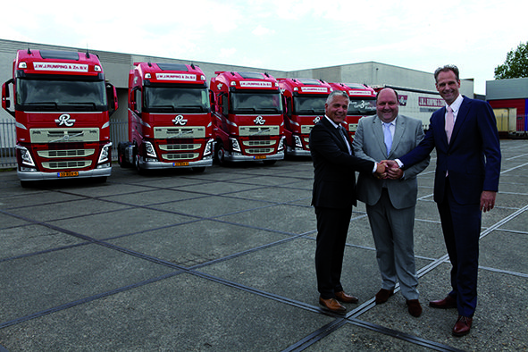 Rumping Transport investeert in Volvo's FH 460 • TTM.nl