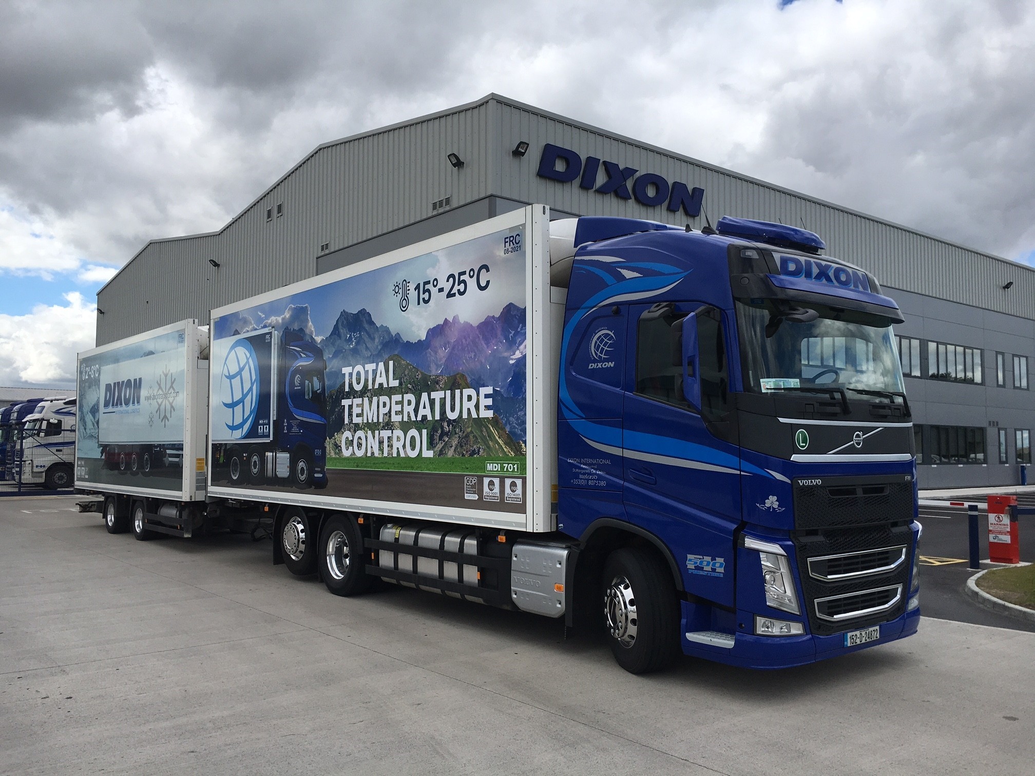 Dixon Transport bespaart 300 uren administratie met Transics • TTM.nl