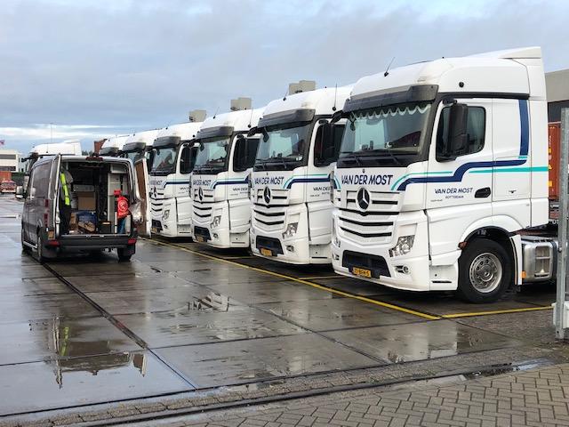 Van Der Most monteert Transics Sky 2 boordcomputer • TTM.nl