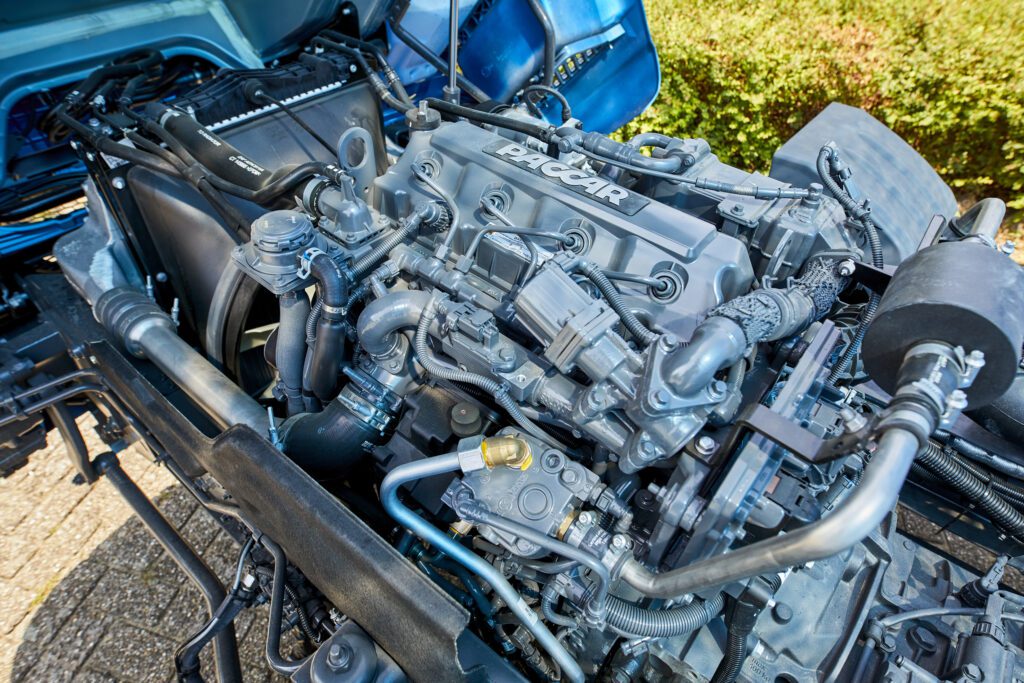 Test DAF LF 210 FA 4x2 • TTM.nl