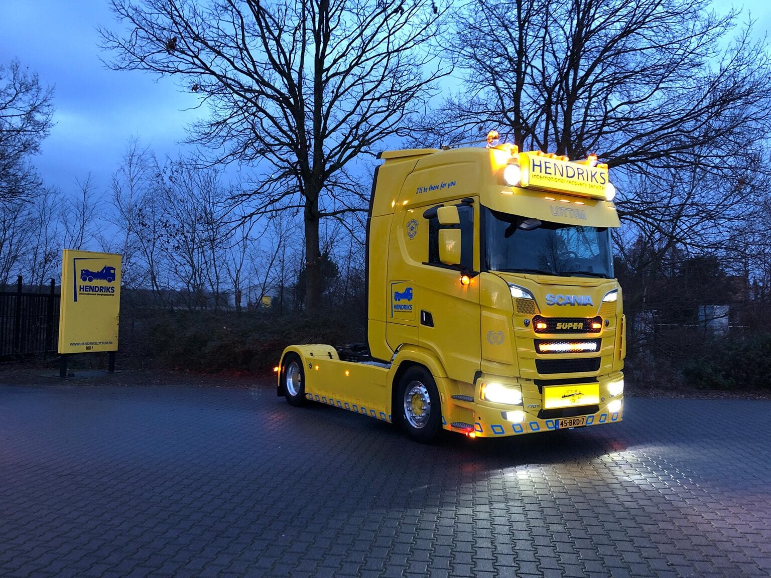 Eerste Scania 770S V8 voor Bergingsbedrijf Hendriks • TTM.nl