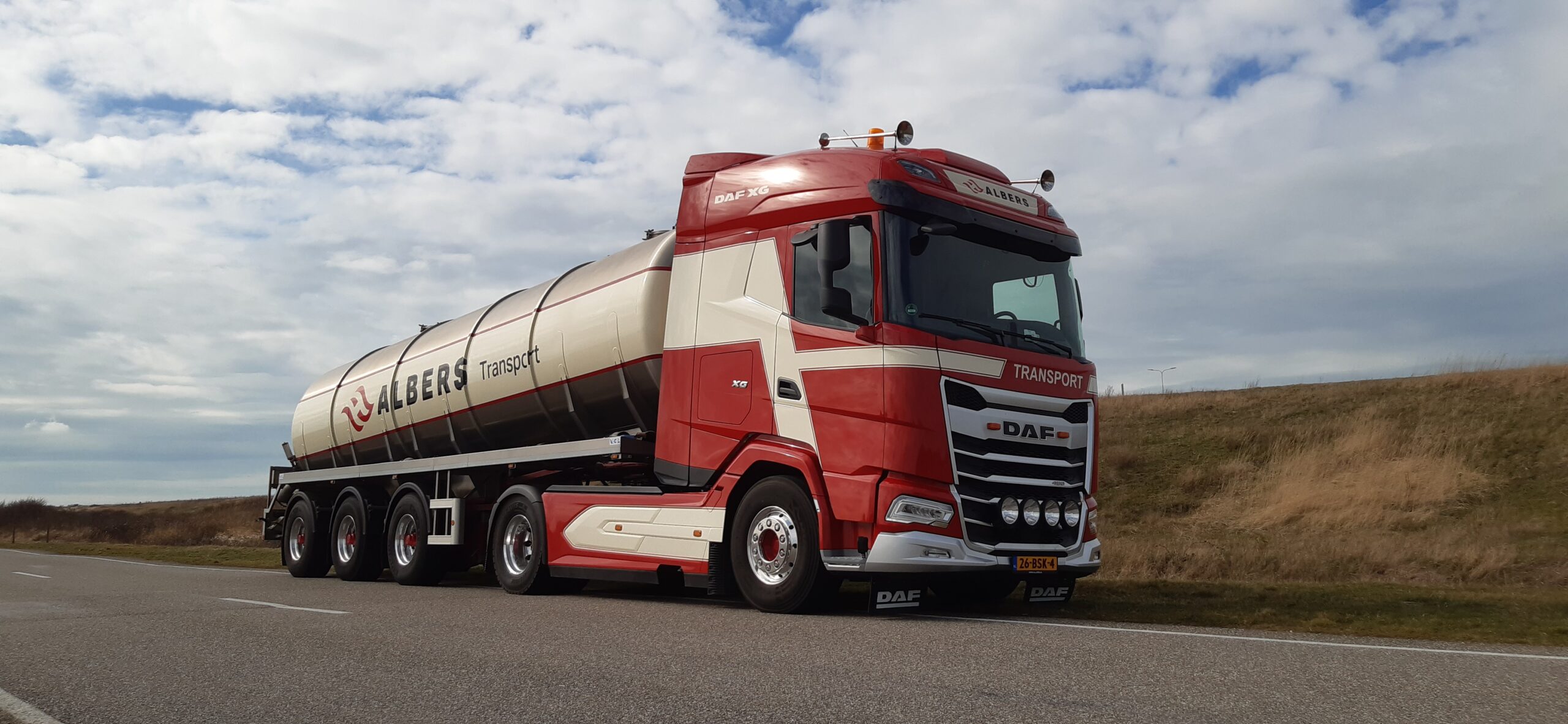 Vijf nieuwe DAF’s XG voor Albers Groep • TTM.nl