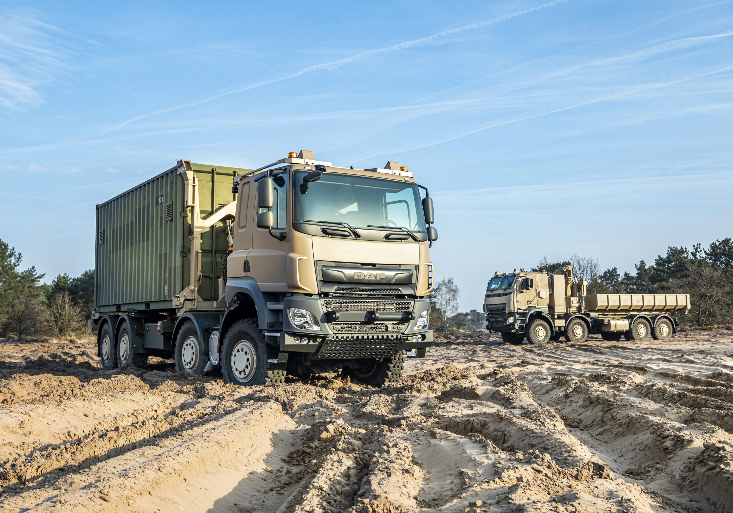 Foto's: Belgische leger krijgt eerste van bijna 900 DAF trucks • TTM.nl