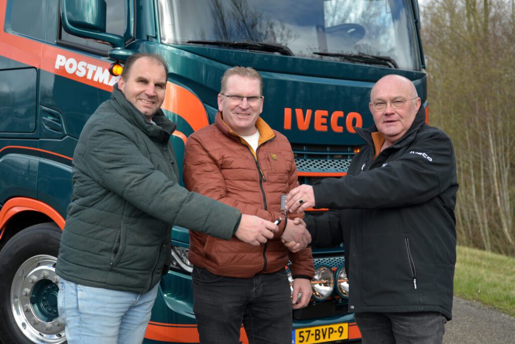 Iveco S-Way voor Postma Transport • TTM.nl