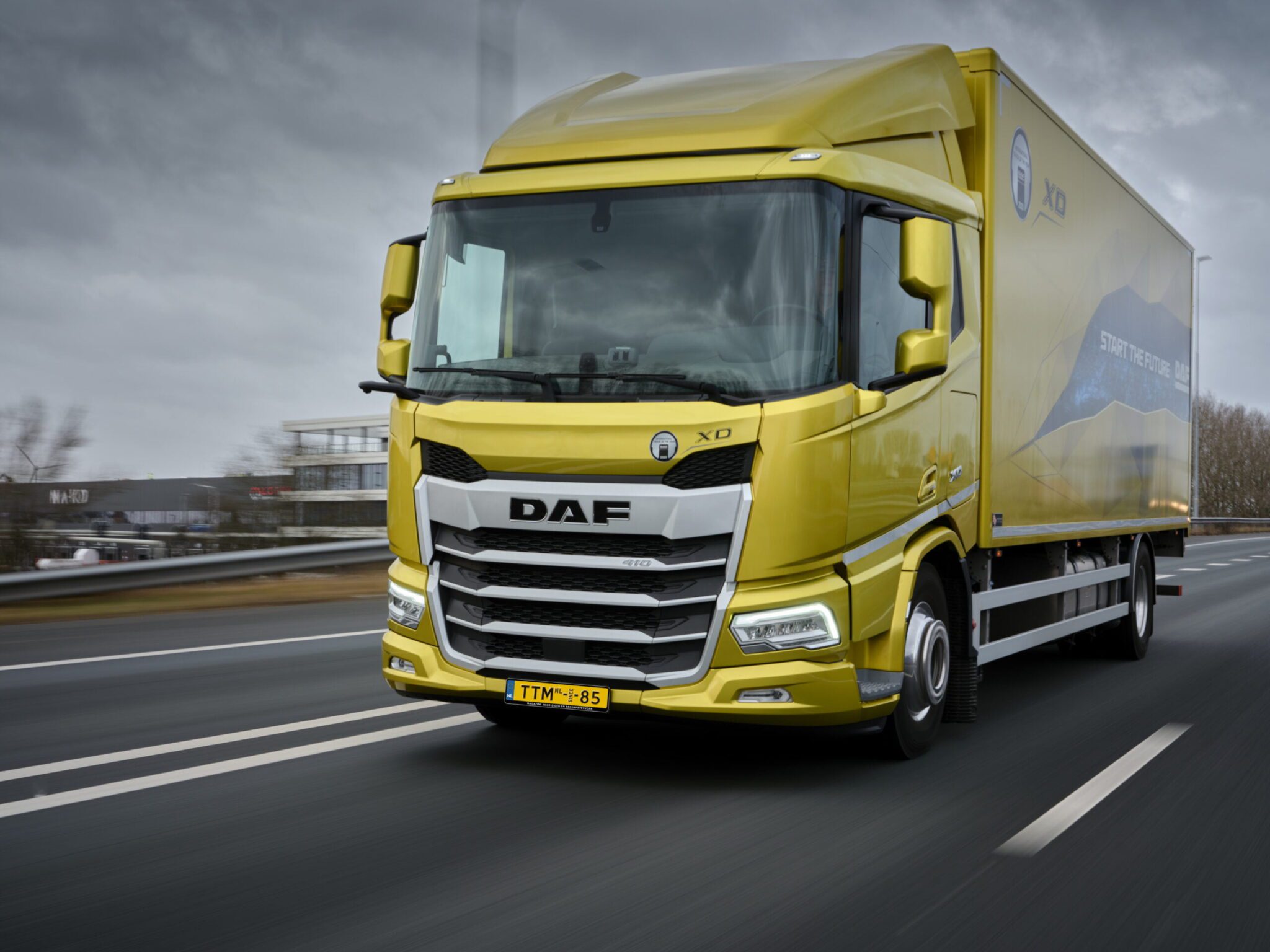 Altijd Golden Hour met DAF XD 410 FA • TTM.nl