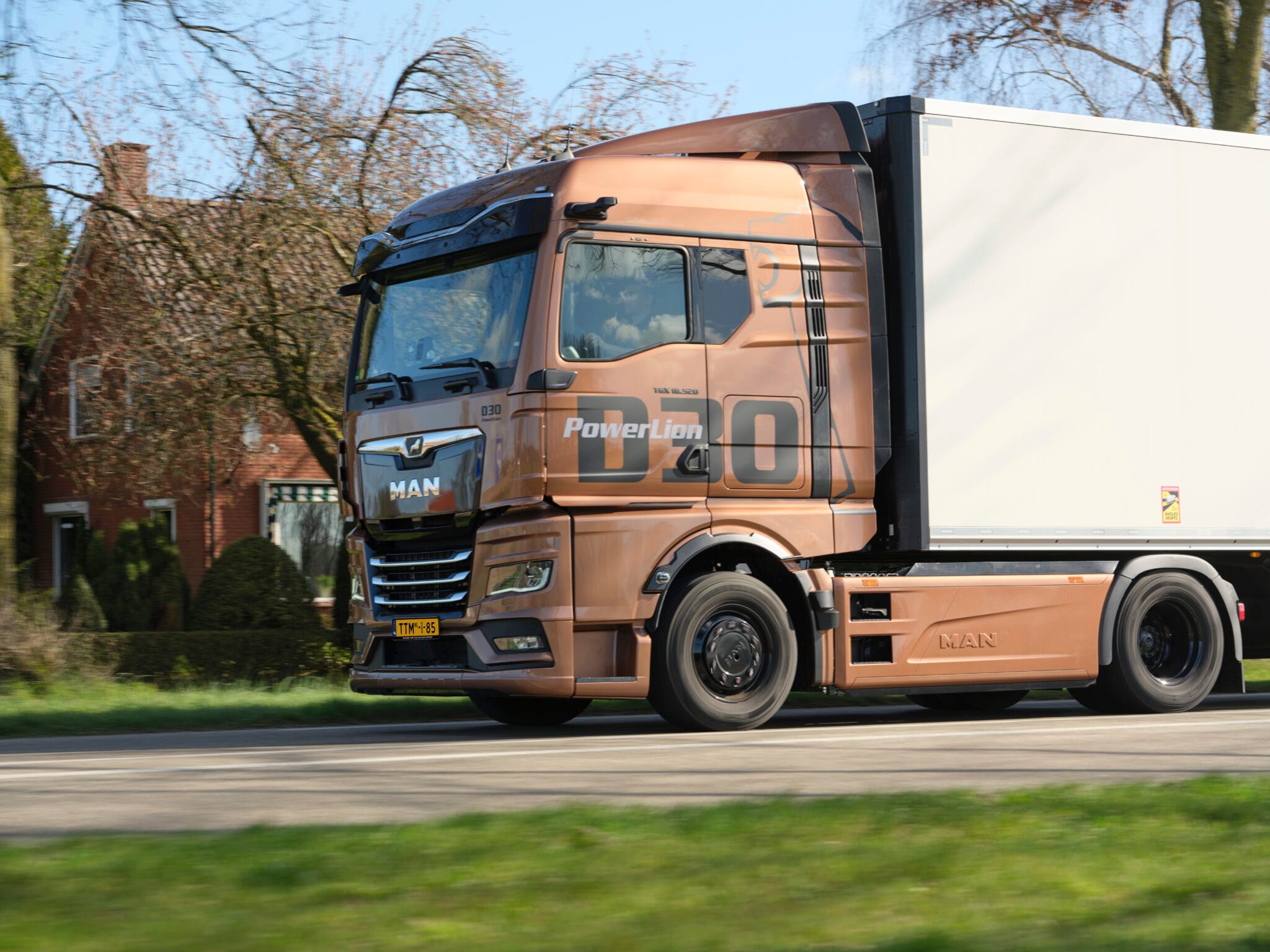Test MAN TGX 18.520 D30 PowerLion • TTM.nl